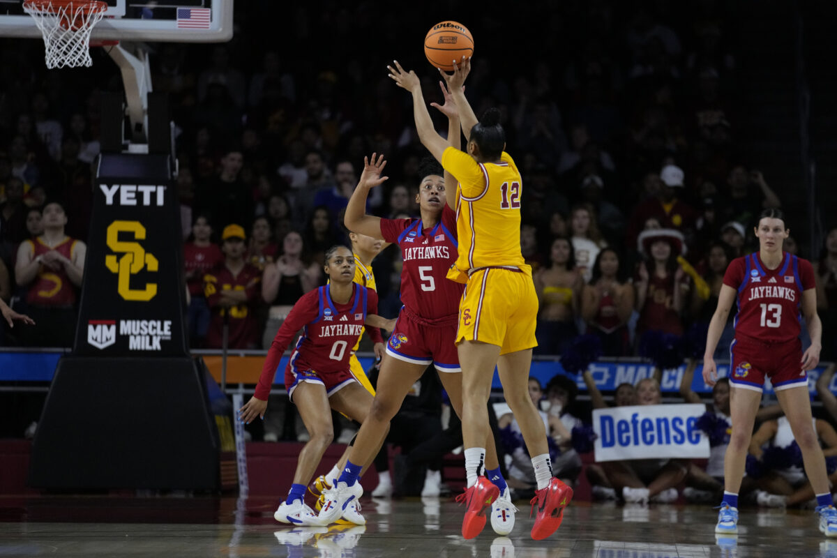 Jayhawks’ third-quarter comeback falls short in second-round loss to No ...